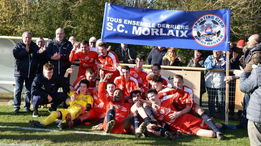 Arzelliz Ploudalmézeau (D1) - SC Morlaix (R2) en finale de la coupe du Finistère - autres ...